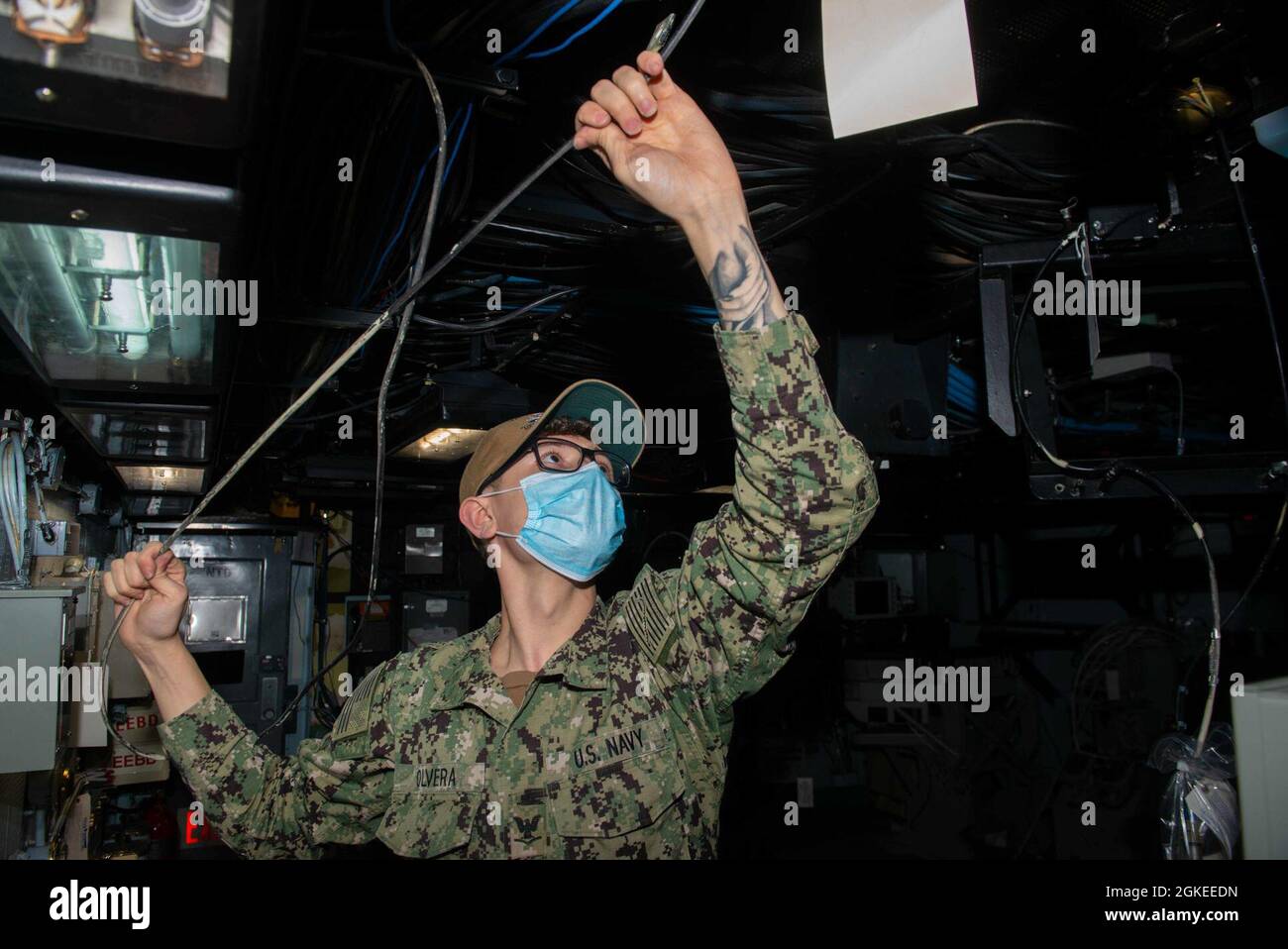 Navy fire controlman 3rd class hi-res stock photography and images - Alamy
