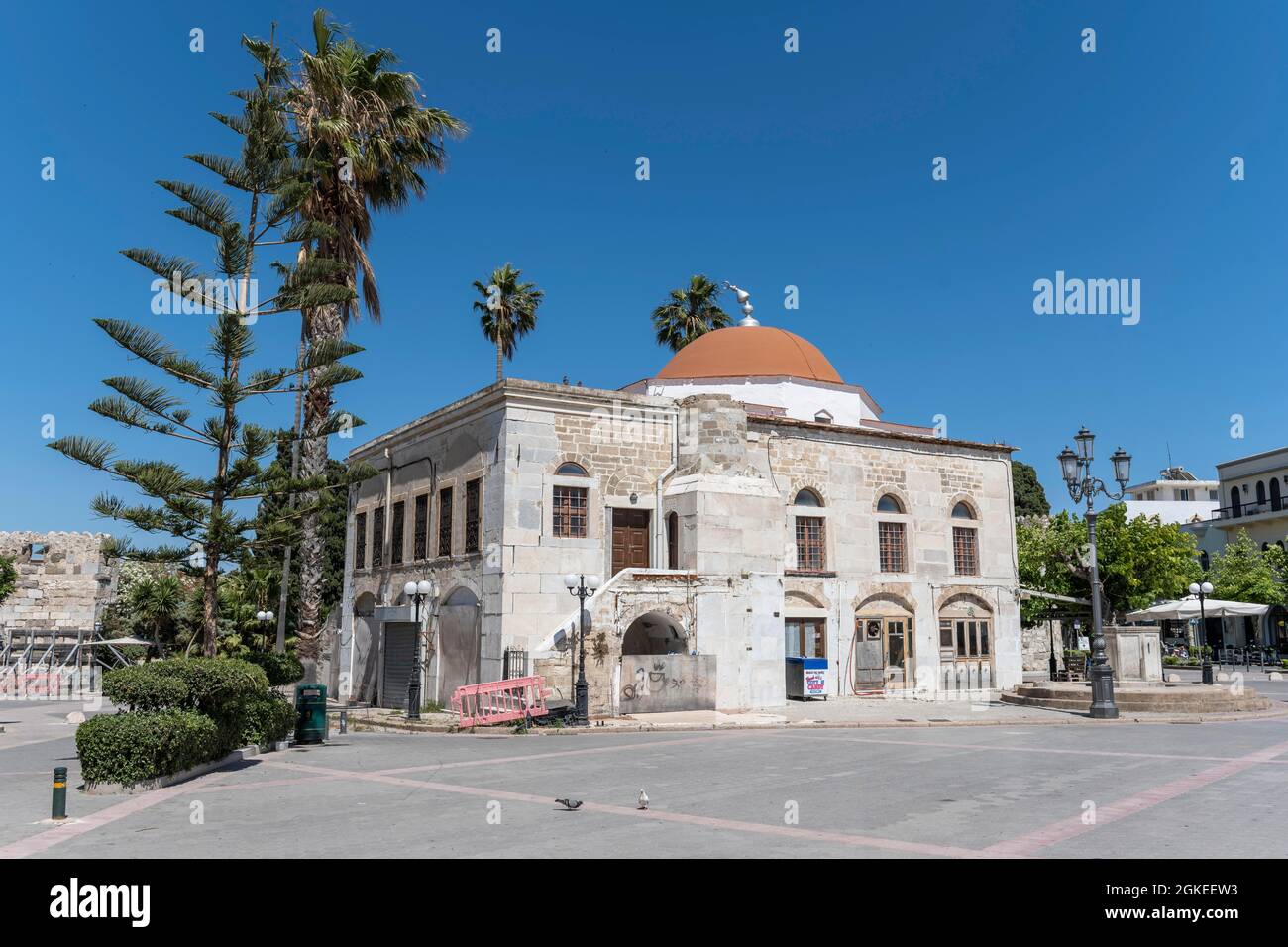 Eleftherias Square, Mosque of Kos, Old Town of Kos, Dodecanese, Greece ...