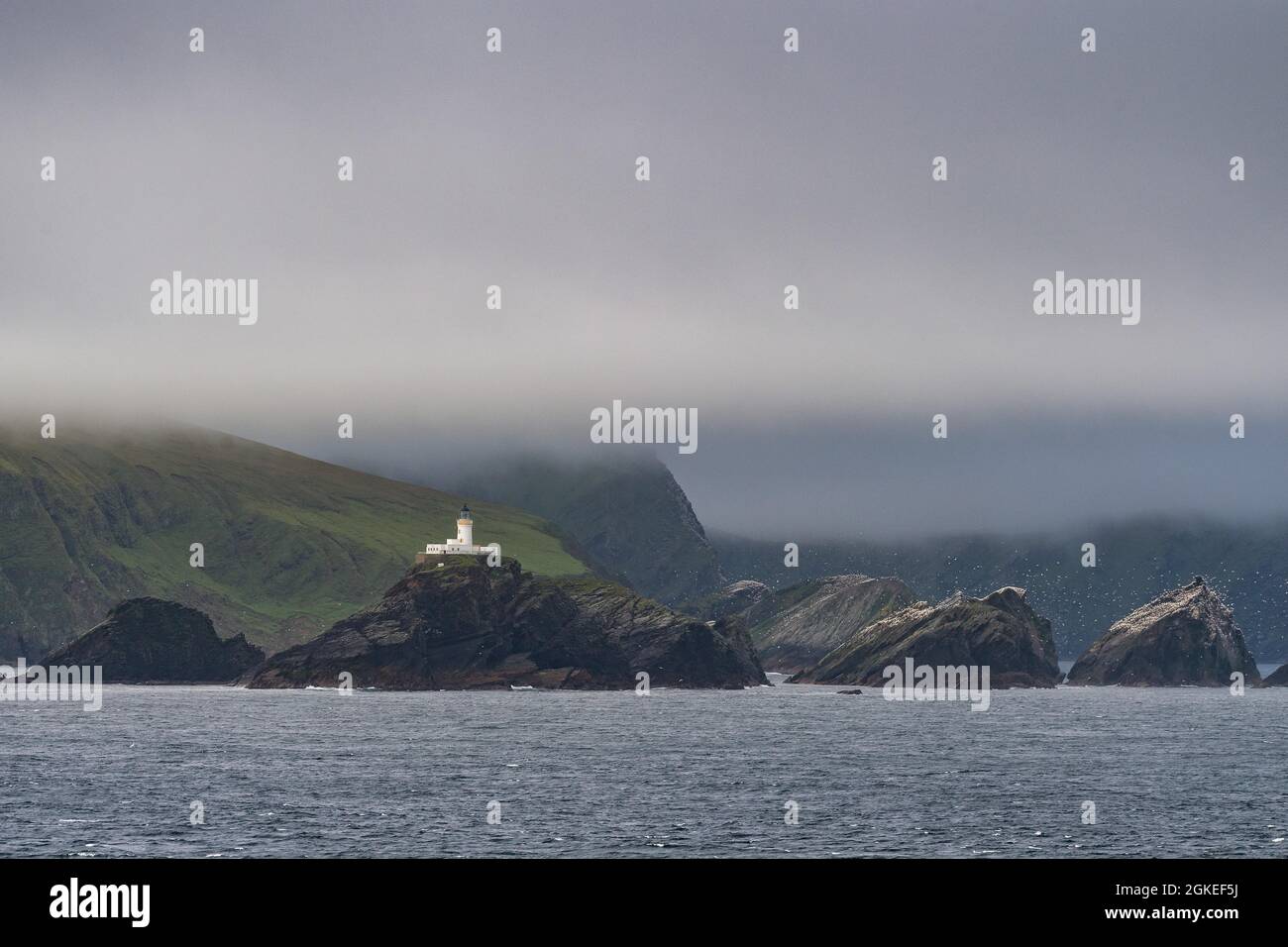 Muckle Flugga Lighthouse, Muckle Flugga Island, northernmost populated ...