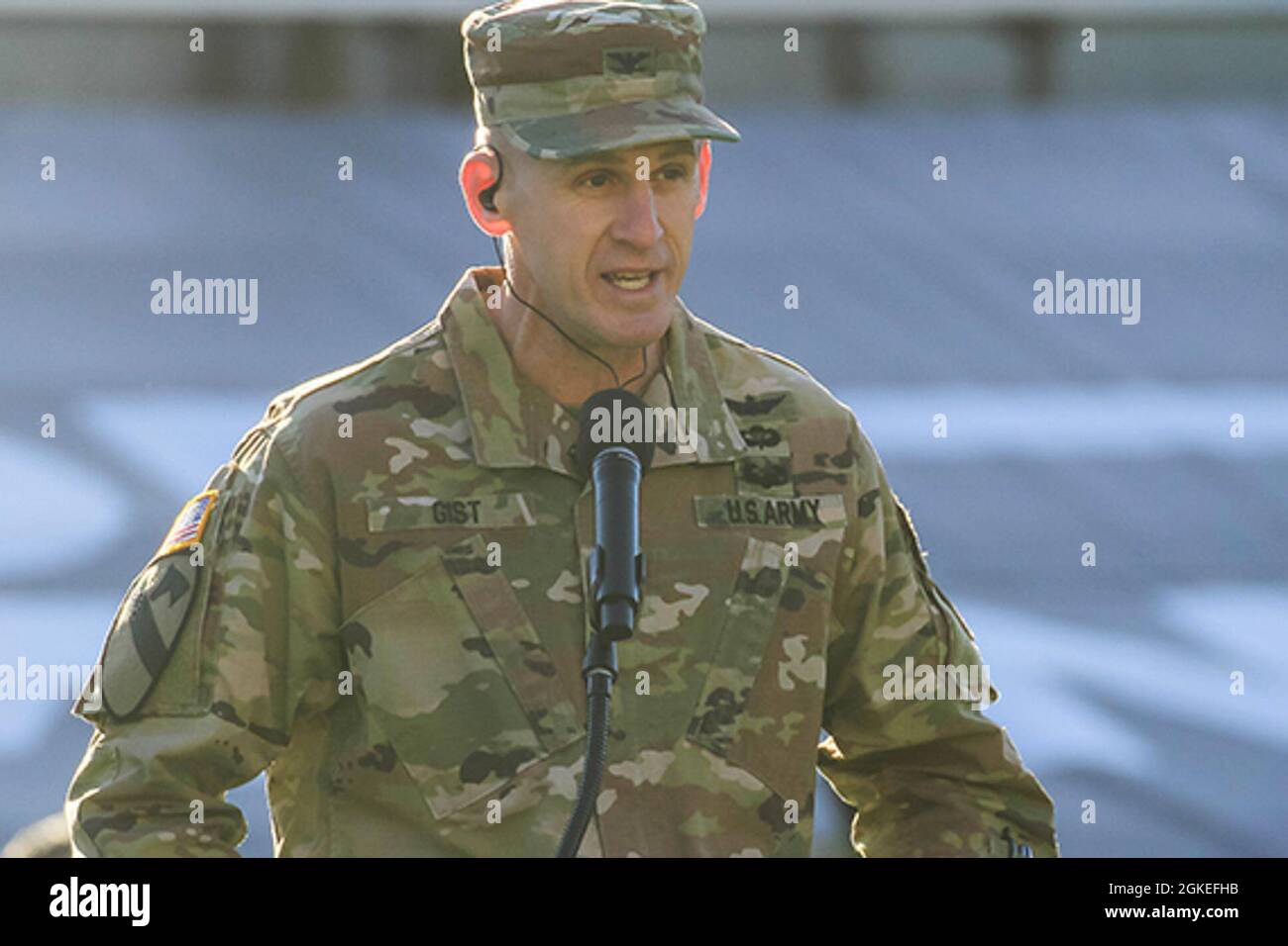 Military and family life counseling hi-res stock photography and images ...