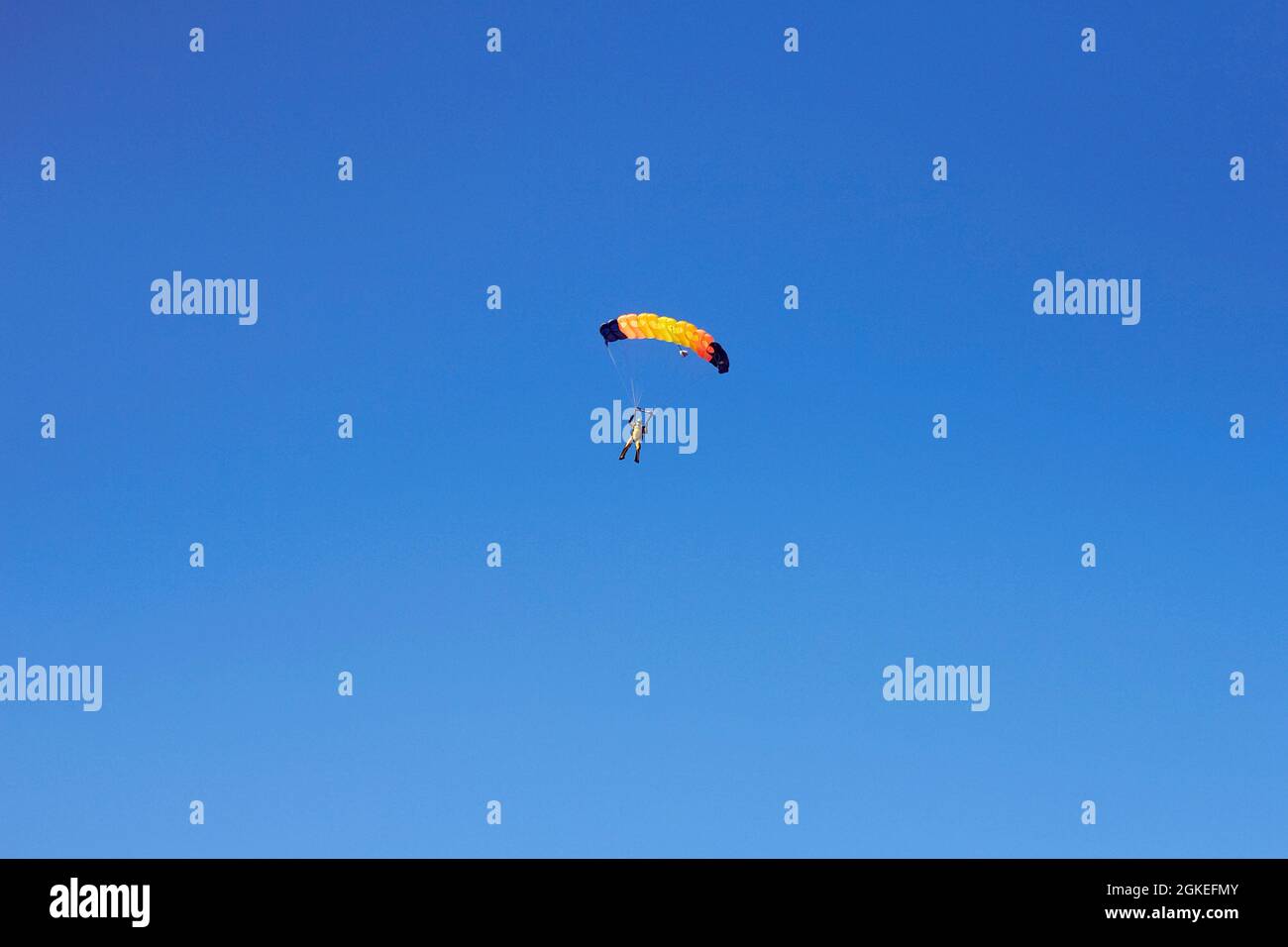 Parachute control hi-res stock photography and images - Alamy