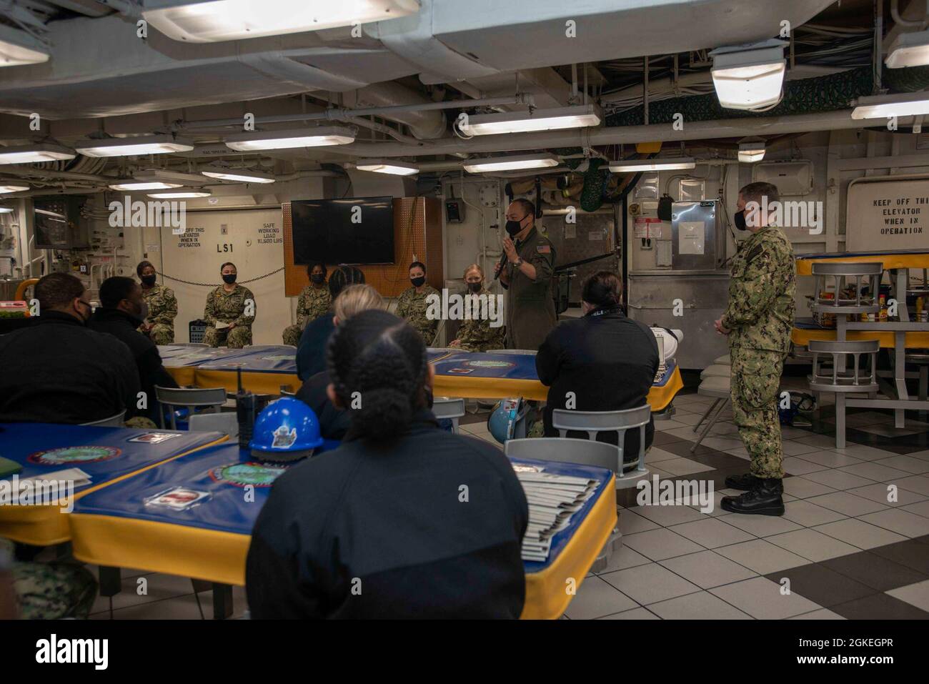 210331-N-JX361-1018 YOKOSUKA, Japan (March 31, 2021) Capt. Fred ...