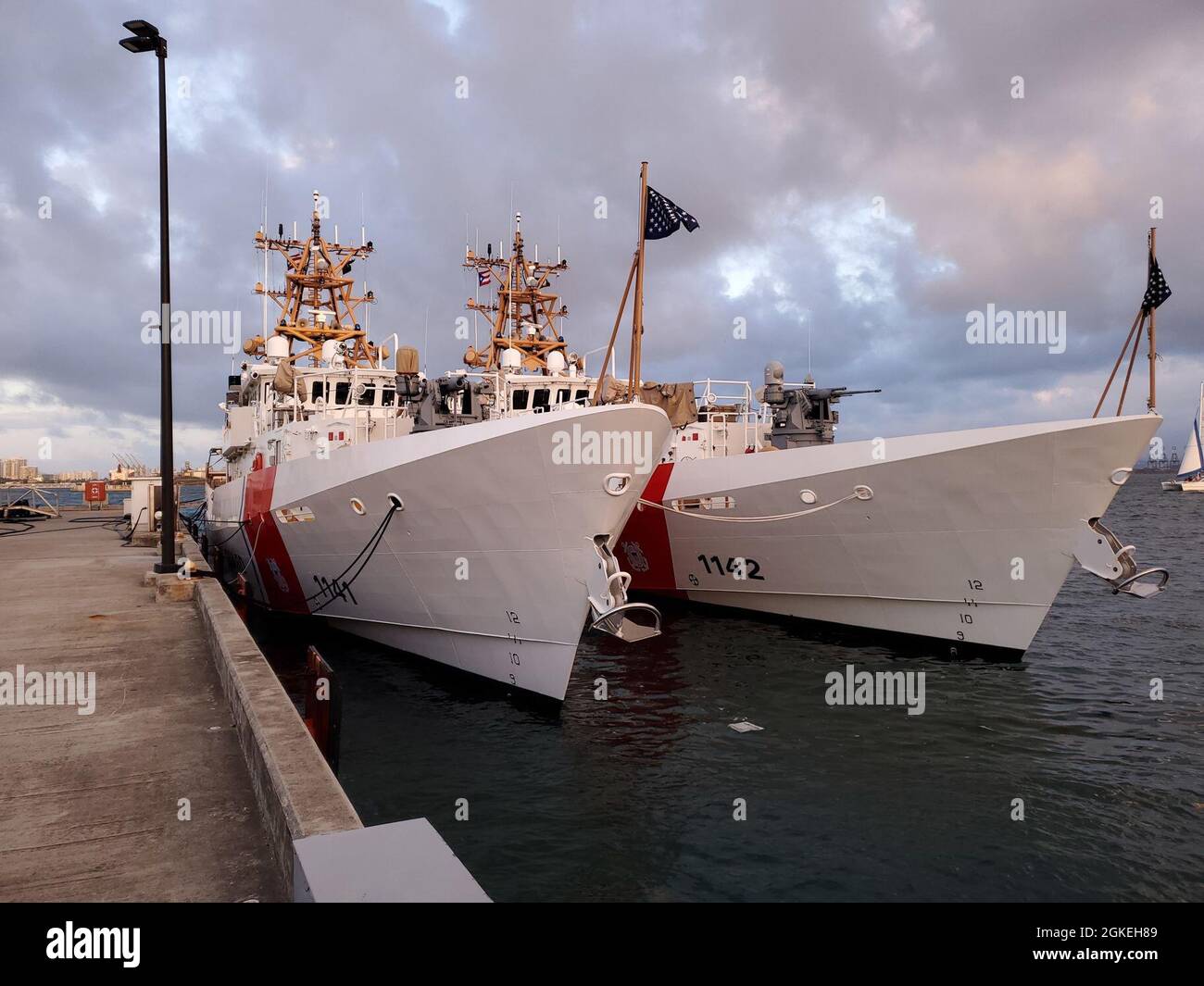 Uscgc robert goldman hi-res stock photography and images - Alamy