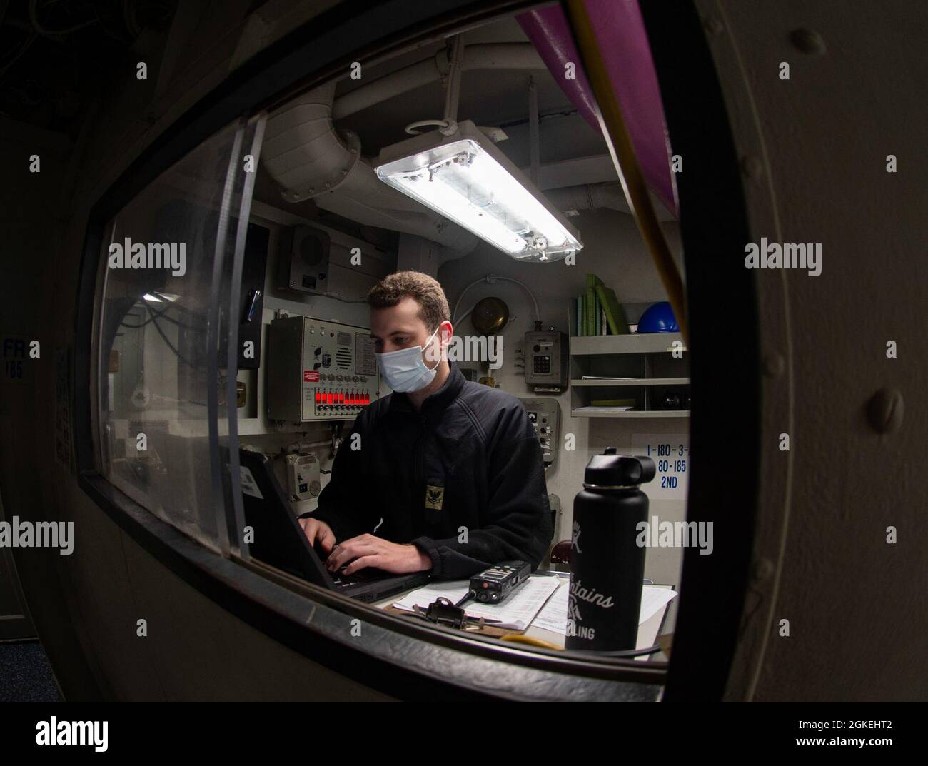 210331-N-LZ409-1089 PORTSMOUTH, Va. (March 31, 2021) Yeoman 2nd Class ...