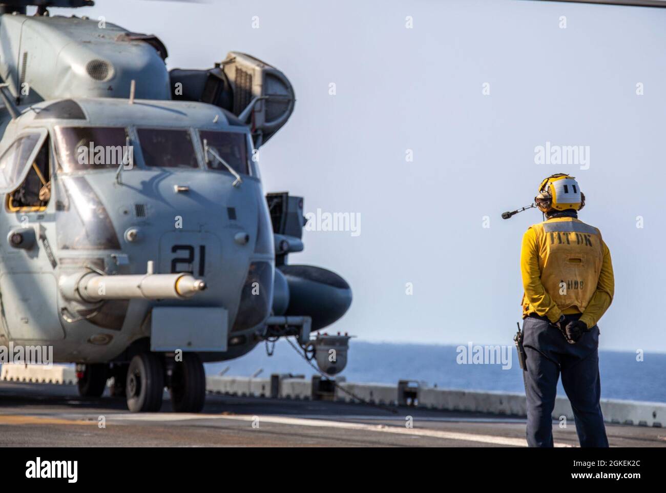 INDIAN OCEAN (March 31, 2021) – U.S. Navy Aviation Boatswains Mate ...