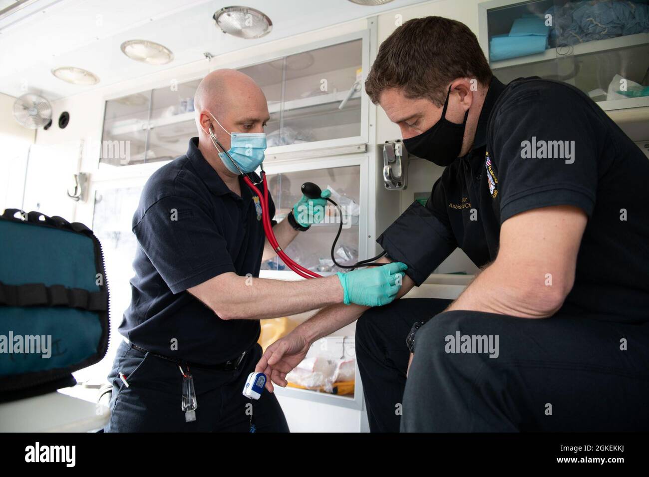 Blood pressure operator hi-res stock photography and images - Alamy