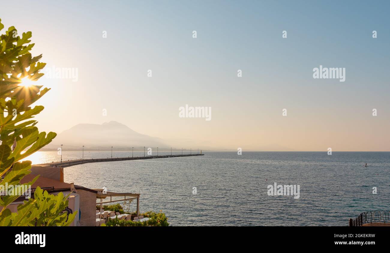 Empty ship hi-res stock photography and images - Alamy