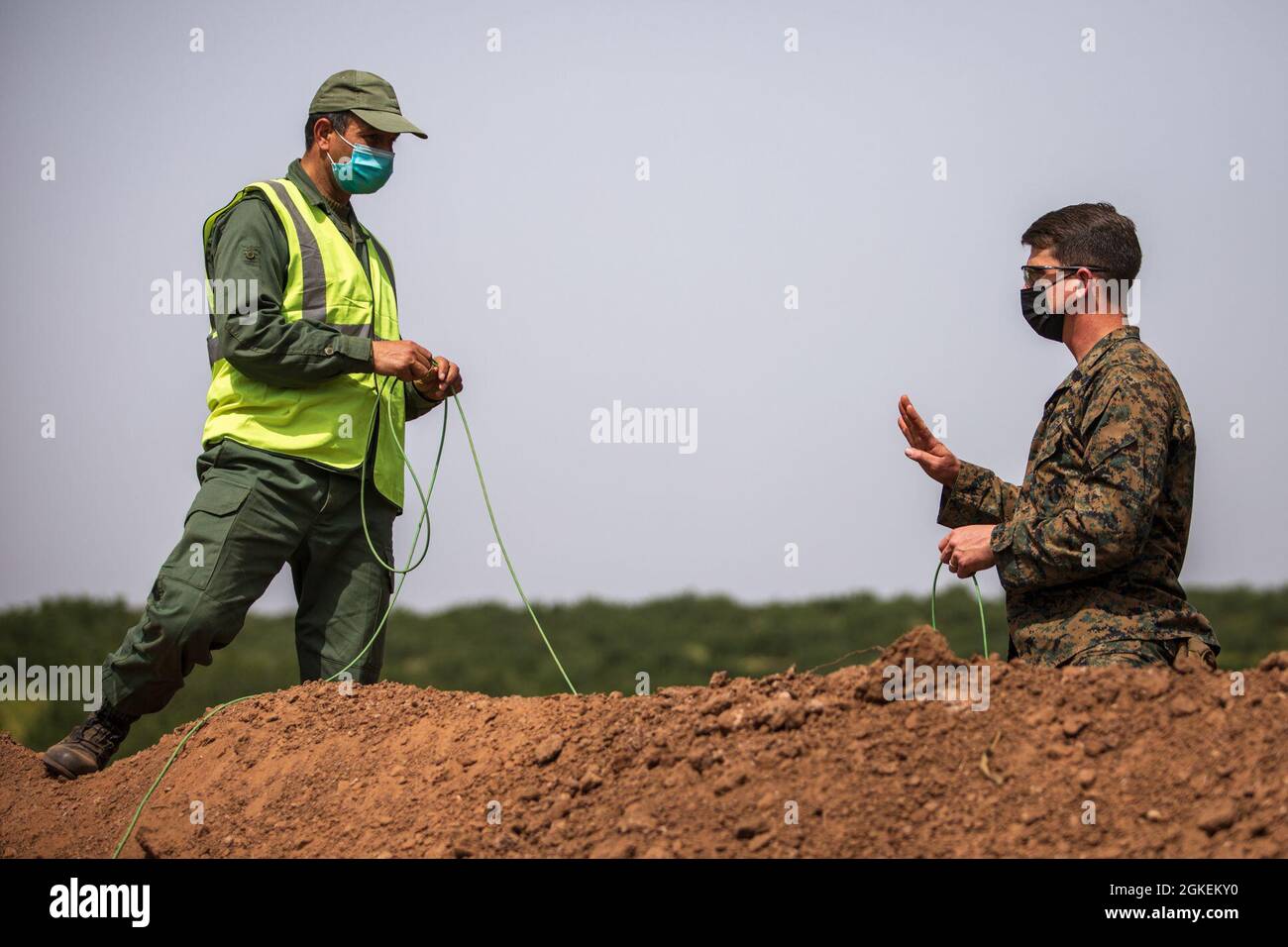 Eod demo hi-res stock photography and images - Alamy