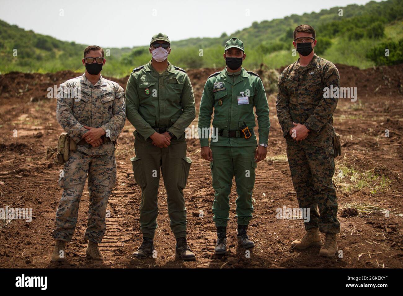 U.S. Marines and members of the Royal Moroccan Armed Forces pose for a ...