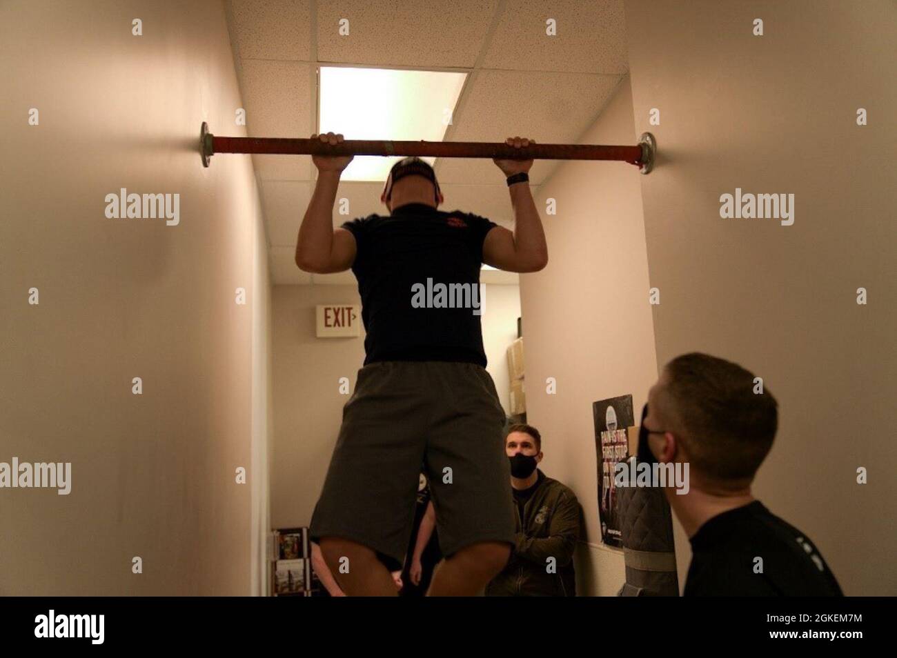 Boot pull hi-res stock photography and images - Alamy