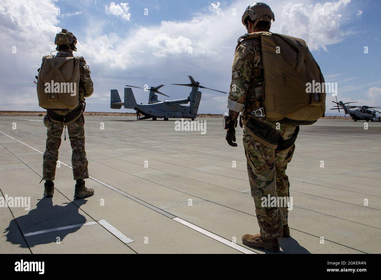 1 10th special forces group airborne hi-res stock photography and ...