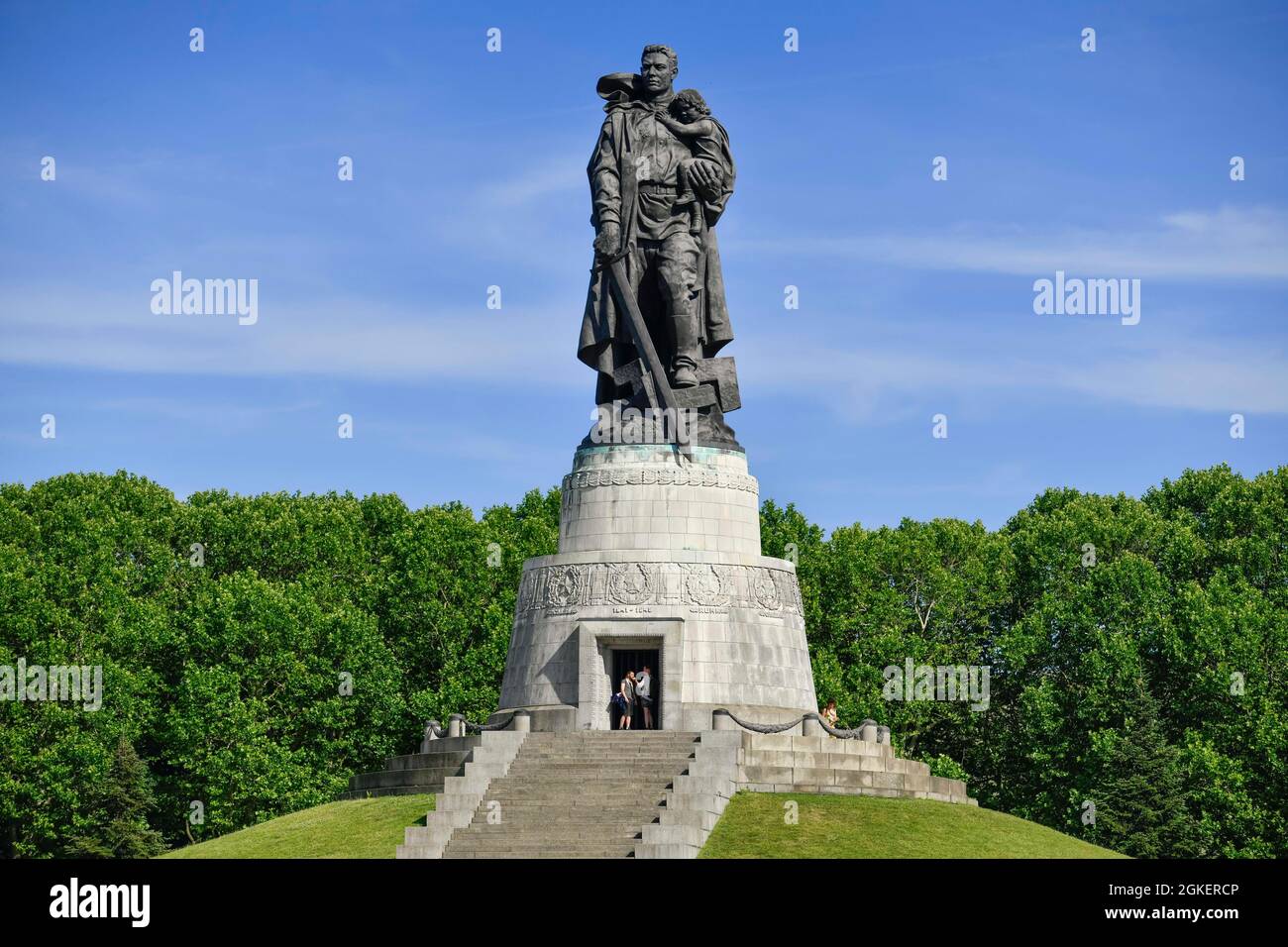 Soviet Memorial, Treptower Park, Treptow, Treptow-Koepenick, Berlin ...