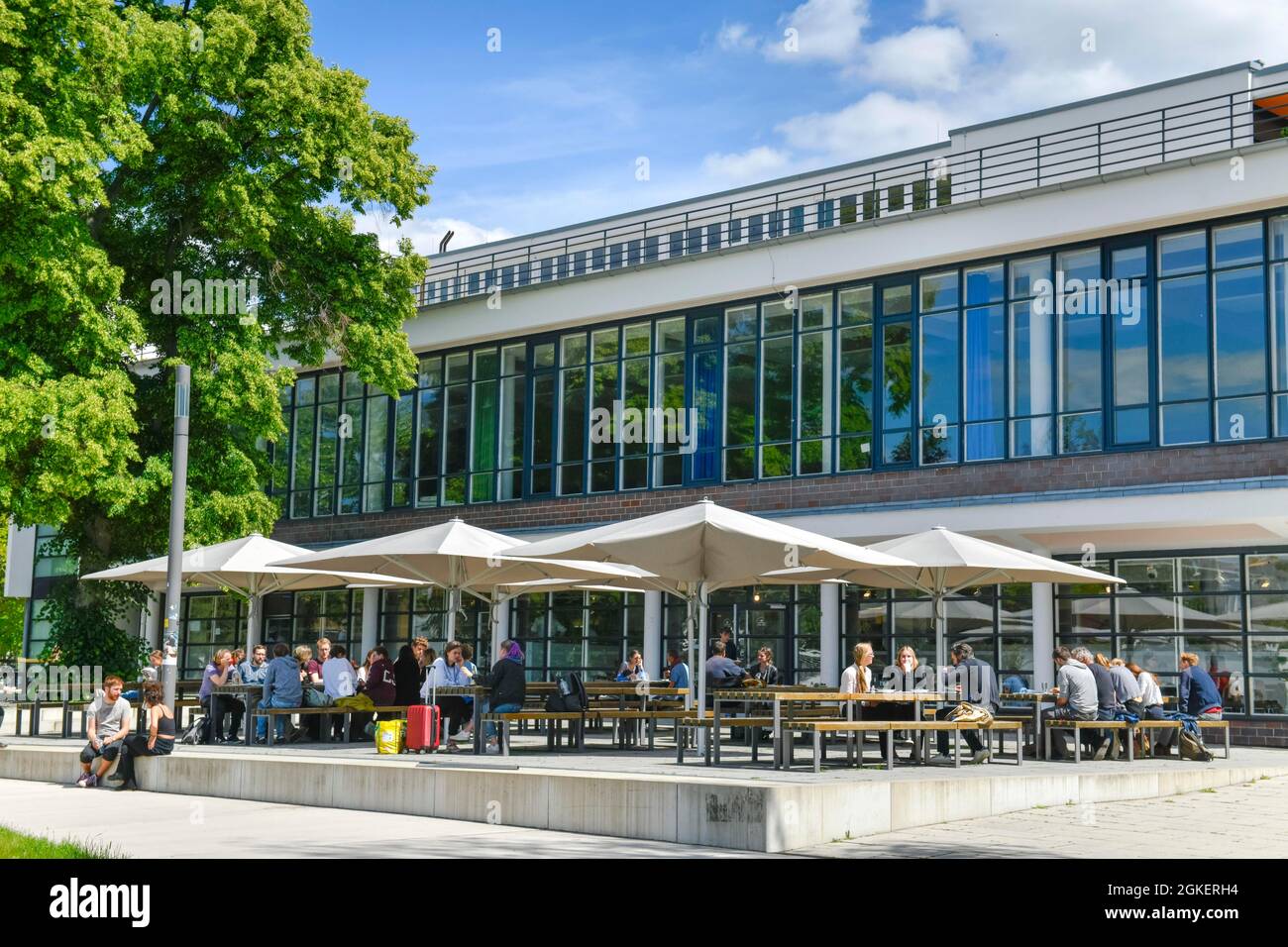 School canteen germany hi-res stock photography and images - Alamy
