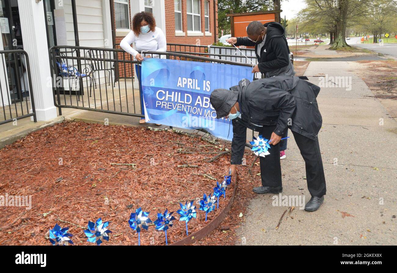 New parent support program hi-res stock photography and images - Alamy