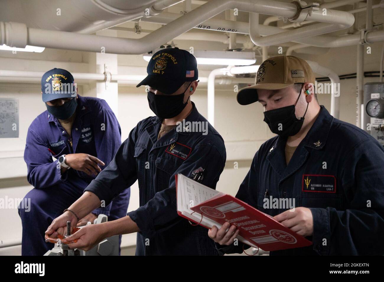 210402-N-OP825-1027 SAN DIEGO (April. 2, 2021) Machinist Mate 3rd Class ...