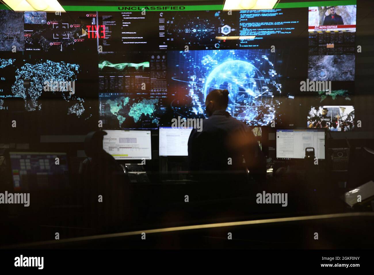 U S Cyber Command Members Work In The Integrated Cyber Center Joint