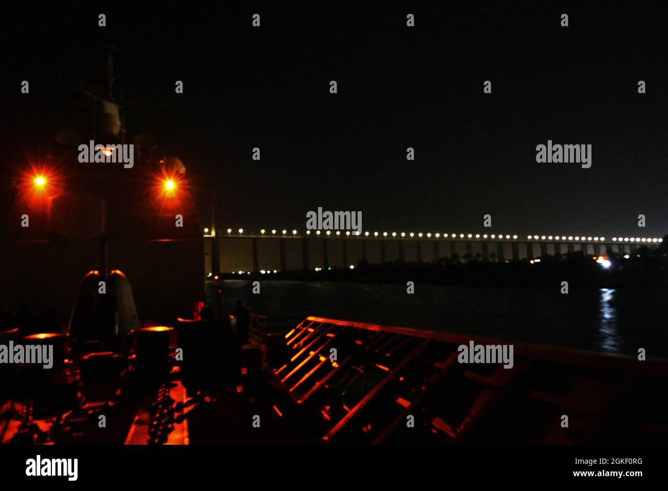 210403-N-IE405-3023 SUEZ CANAL (April 3, 2021) - Guided-missile cruiser ...