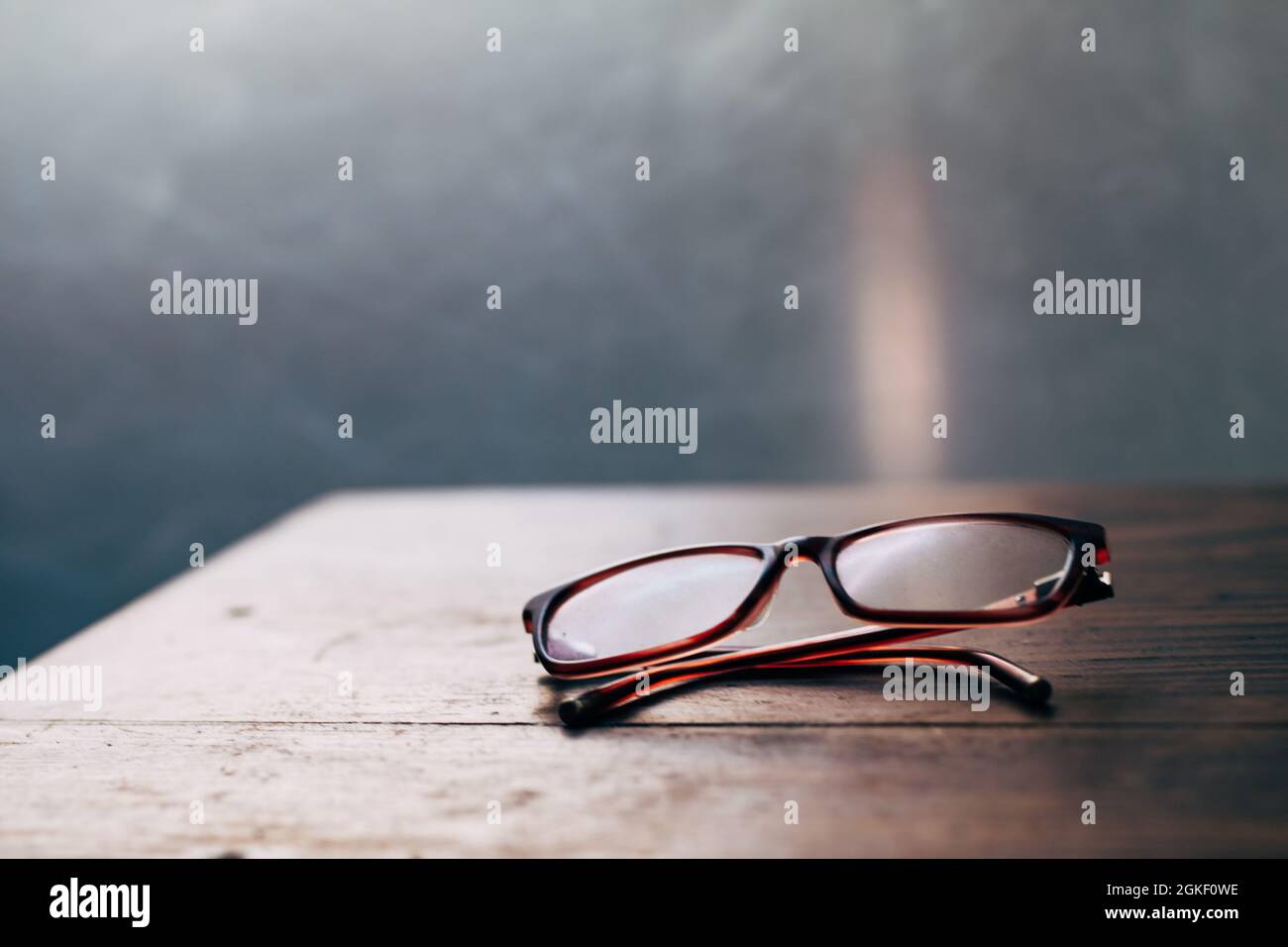 Far sightedness hi-res stock photography and images - Alamy