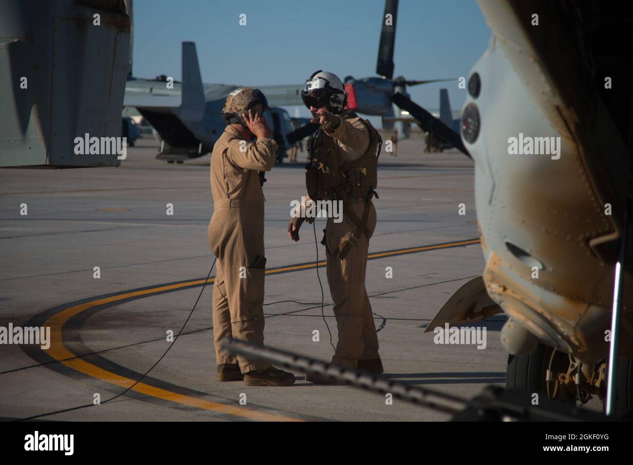 U.S. Marine Corps Cpl. Tyler Andrus and Sgt. Jonathan Hatch, MV-22 ...