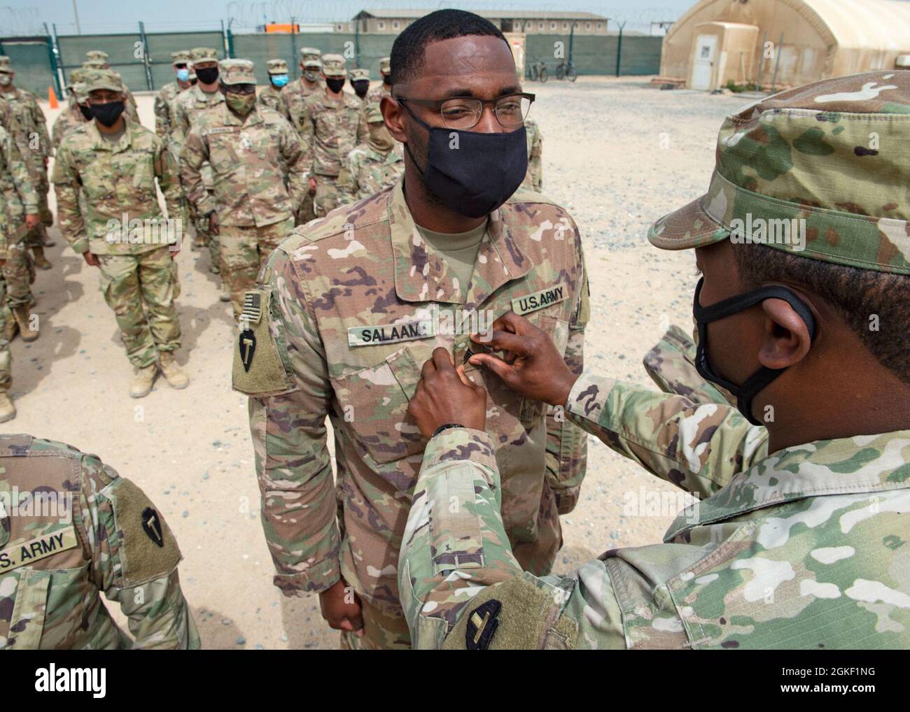 U.S. Army Soldiers with the 36th Infantry Division, Texas Army National ...