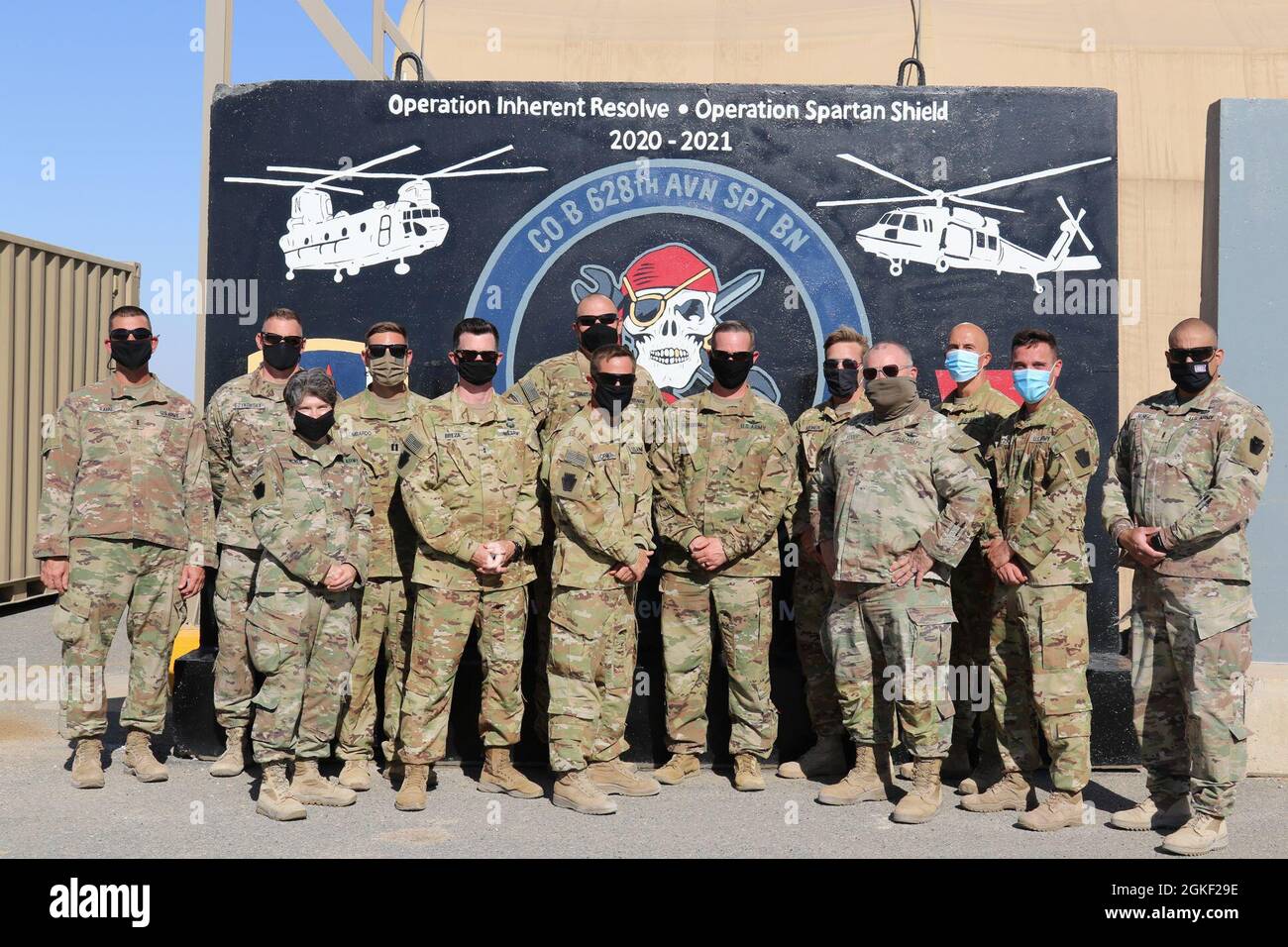 U.S. Soldiers with Bravo Company, 628th Aviation Support Battalion ...