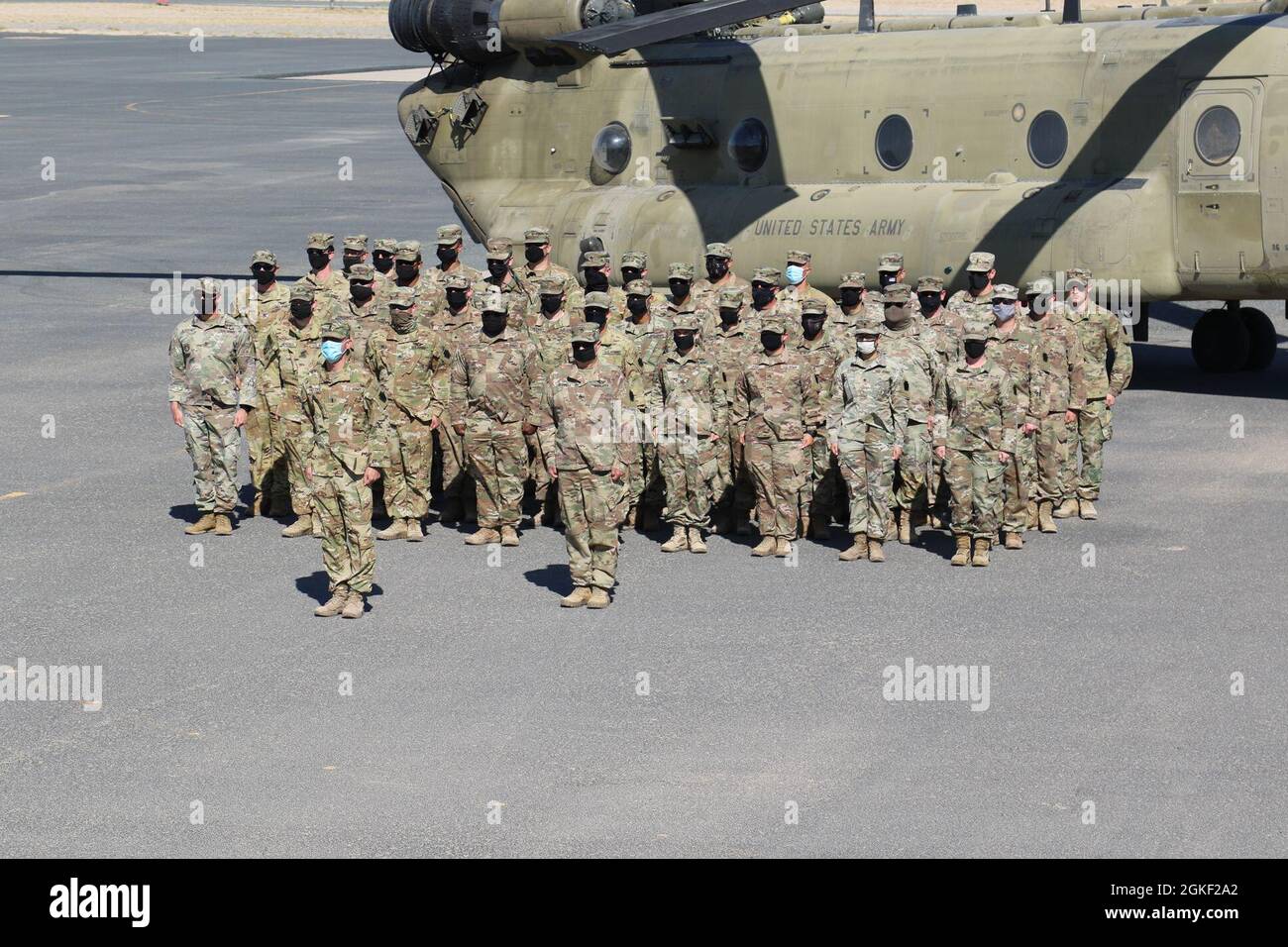 U.S. Soldiers with Bravo Company, 628th Aviation Support Battalion ...