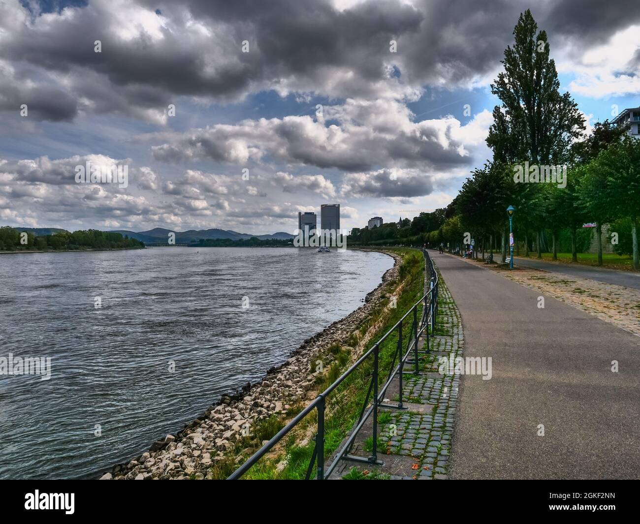 the city of Bonn and the river rhine Stock Photo - Alamy