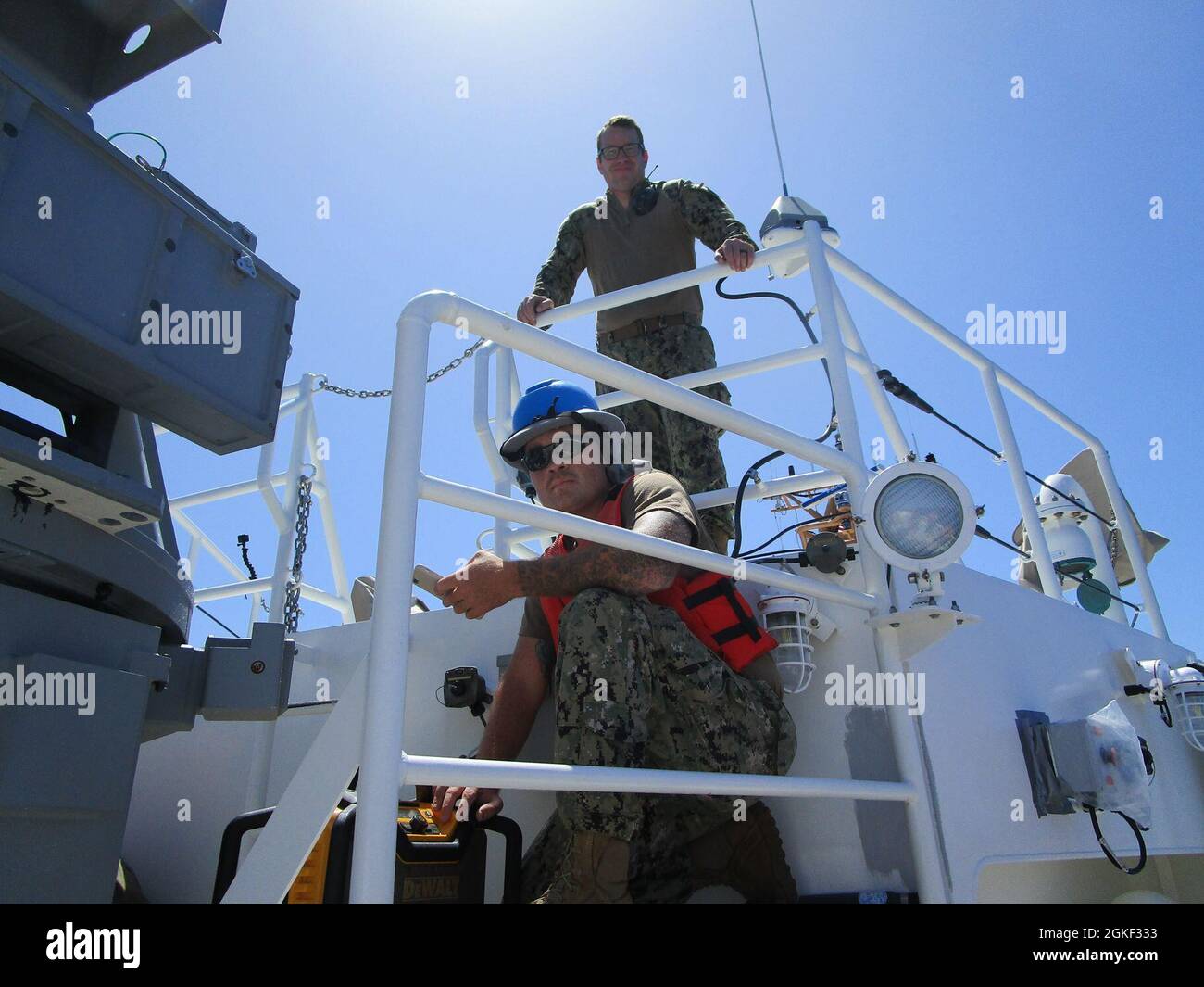 ATLANTIC OCEAN (April 5, 2021) Petty Officer 1st Class Derek Zillinger ...