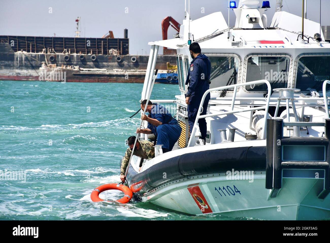 210405-G-DV874-0245 GULF OF BAHRAIN (April 5, 2021) - U.S. Coast ...