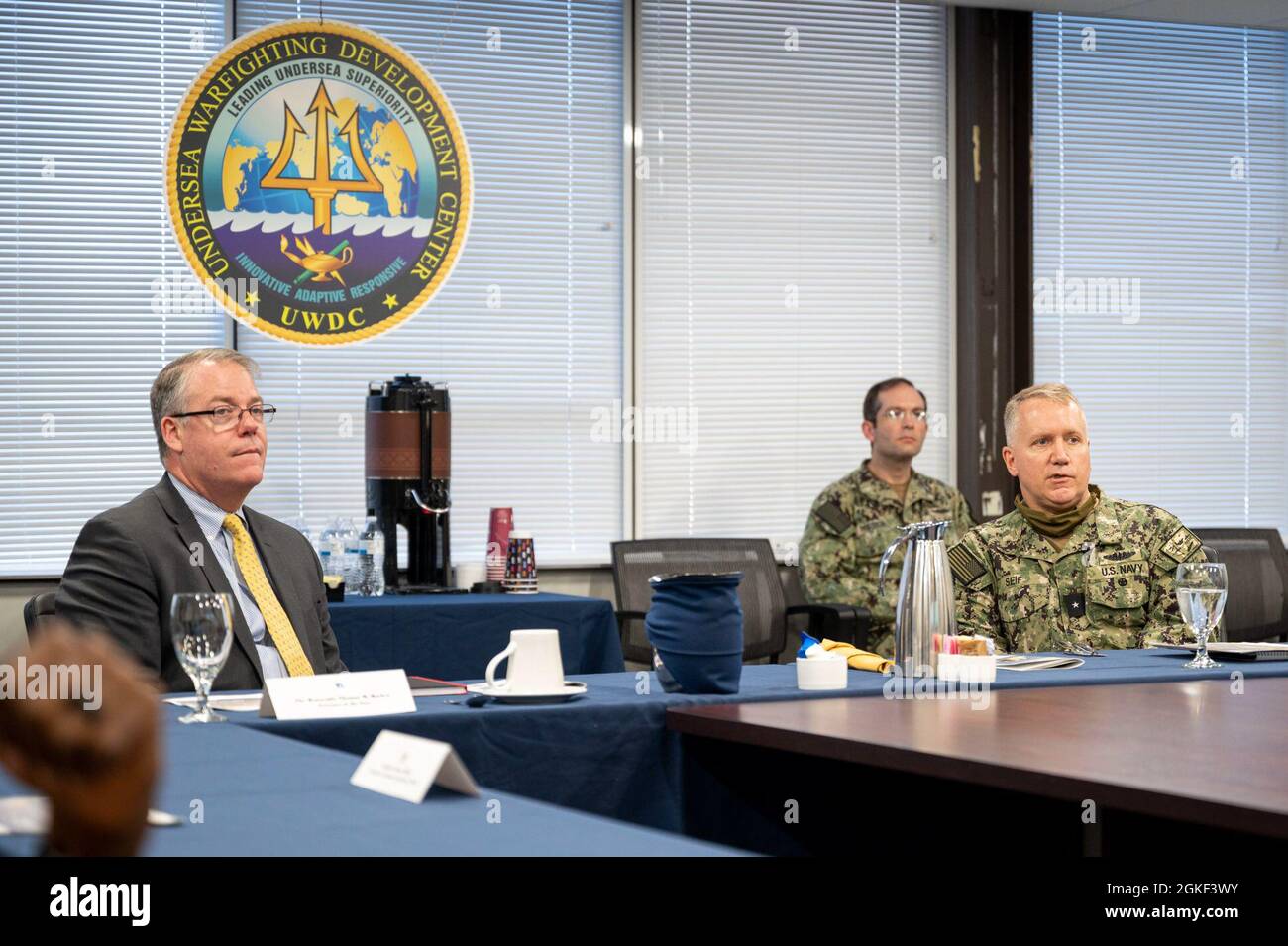 Undersea warfighting development center hi-res stock photography and ...