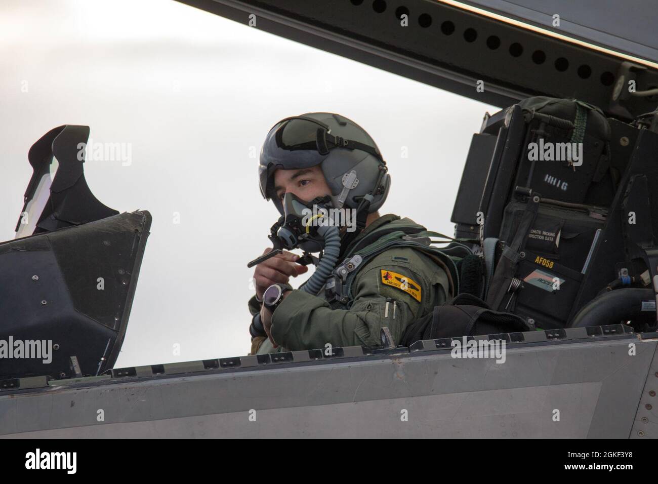 F 22 Raptor Cockpit Takeoff