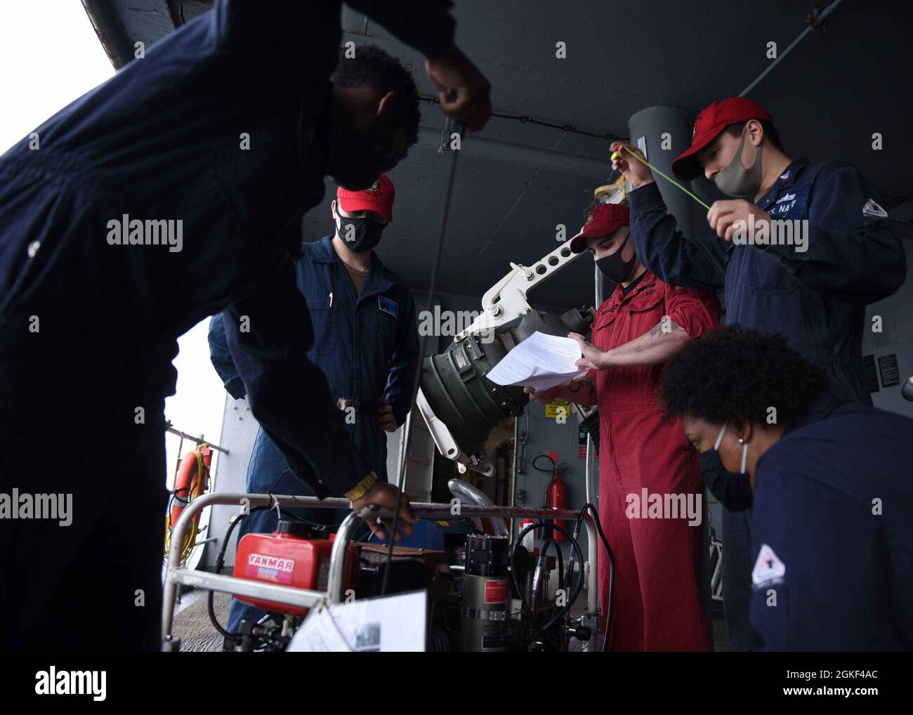 Emergency breathing air compressor hi-res stock photography and images ...