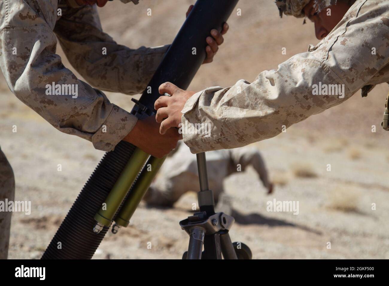 U.S. Marines with Weapons Company, 1st Battalion, 5th Marine Regiment ...