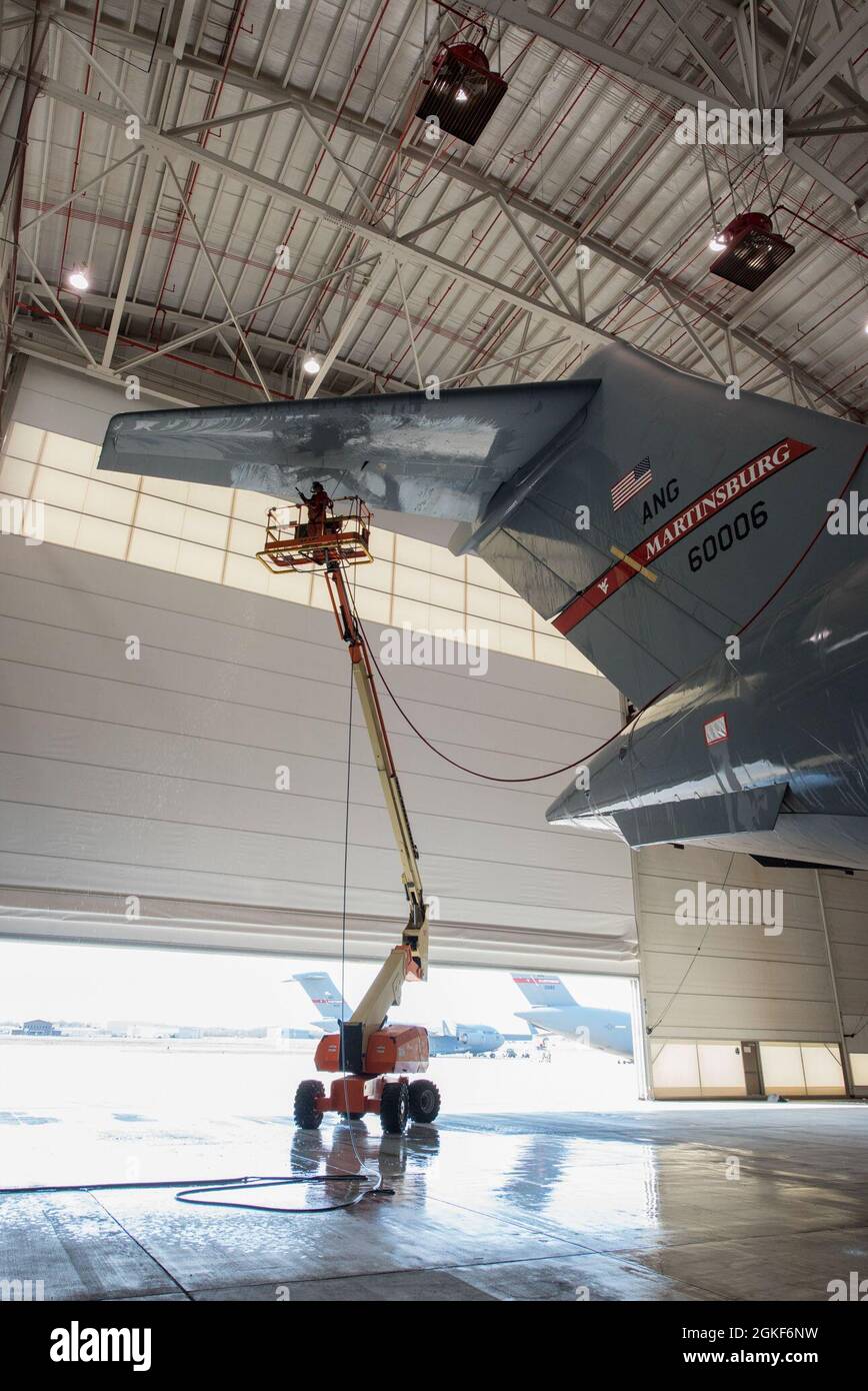 U.S. Air Force Tech. Sgt. Tony Scolaro, an aircraft maintainer at the ...