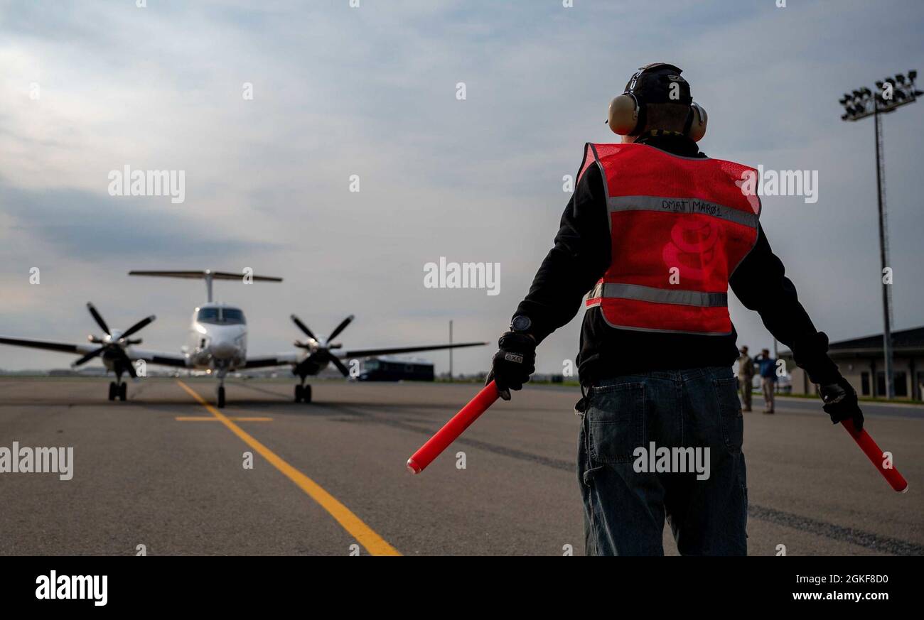Lt gen spellmon hi-res stock photography and images - Alamy