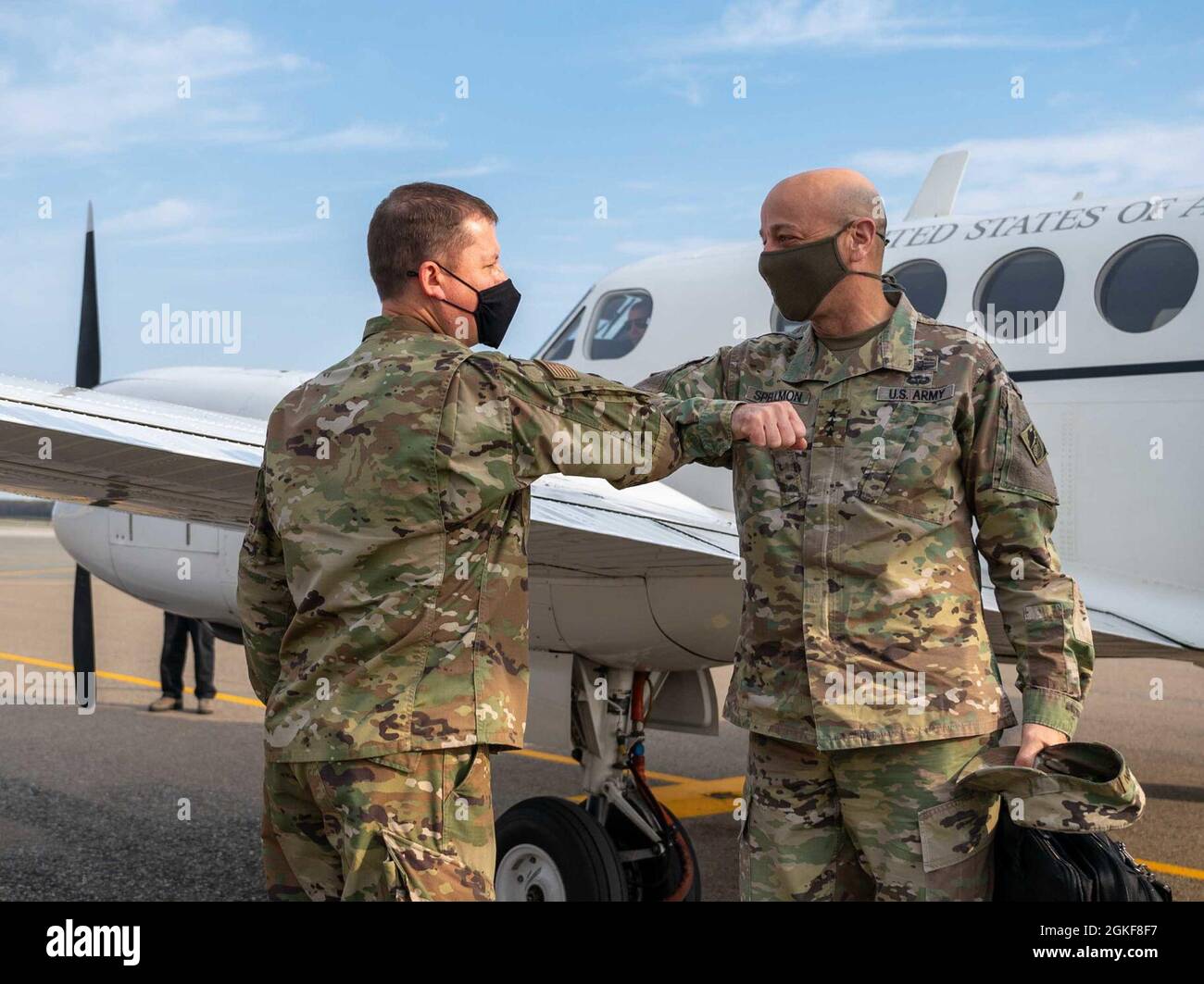 Lt gen spellmon hi-res stock photography and images - Alamy