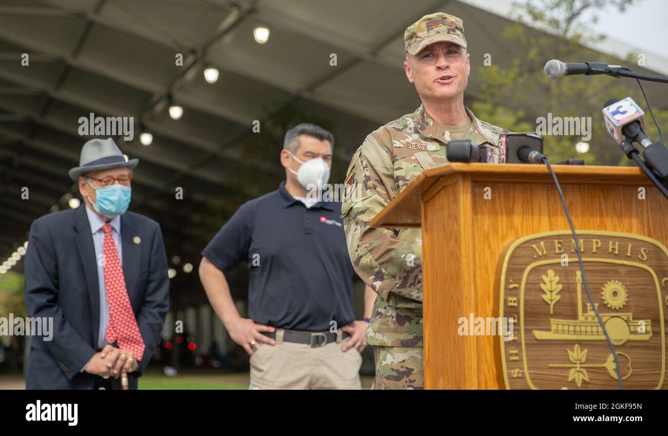 U.S. Air Force Col. Jason Glass, Tennessee Dual-Status commander ...