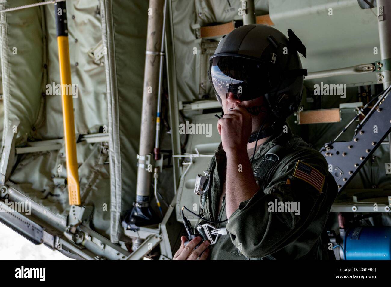 143 airlift wing hi-res stock photography and images - Alamy