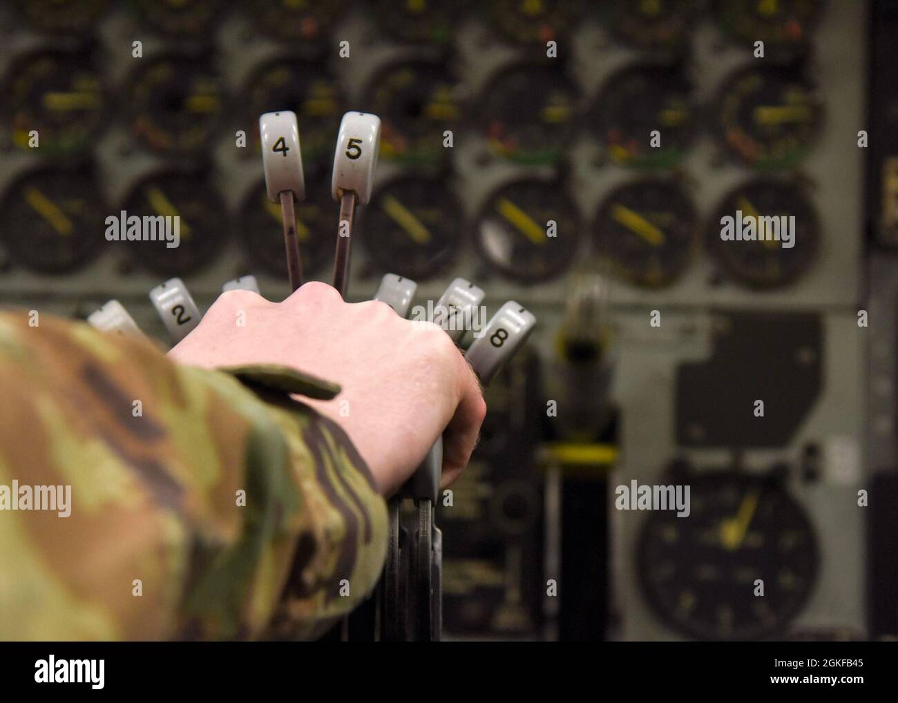 B 52 simulator hi-res stock photography and images - Alamy