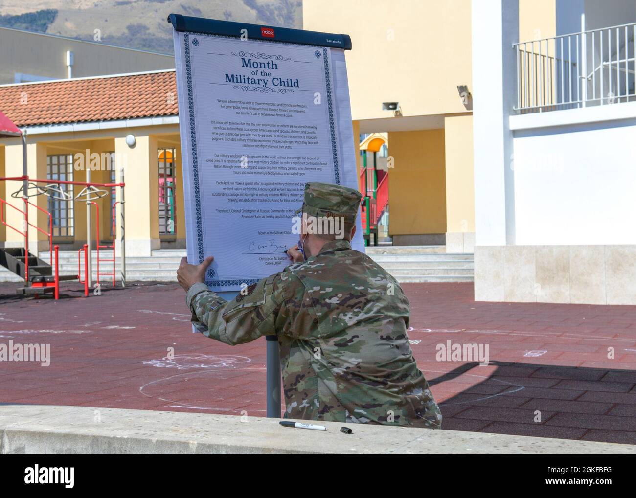 Momc hi-res stock photography and images - Alamy