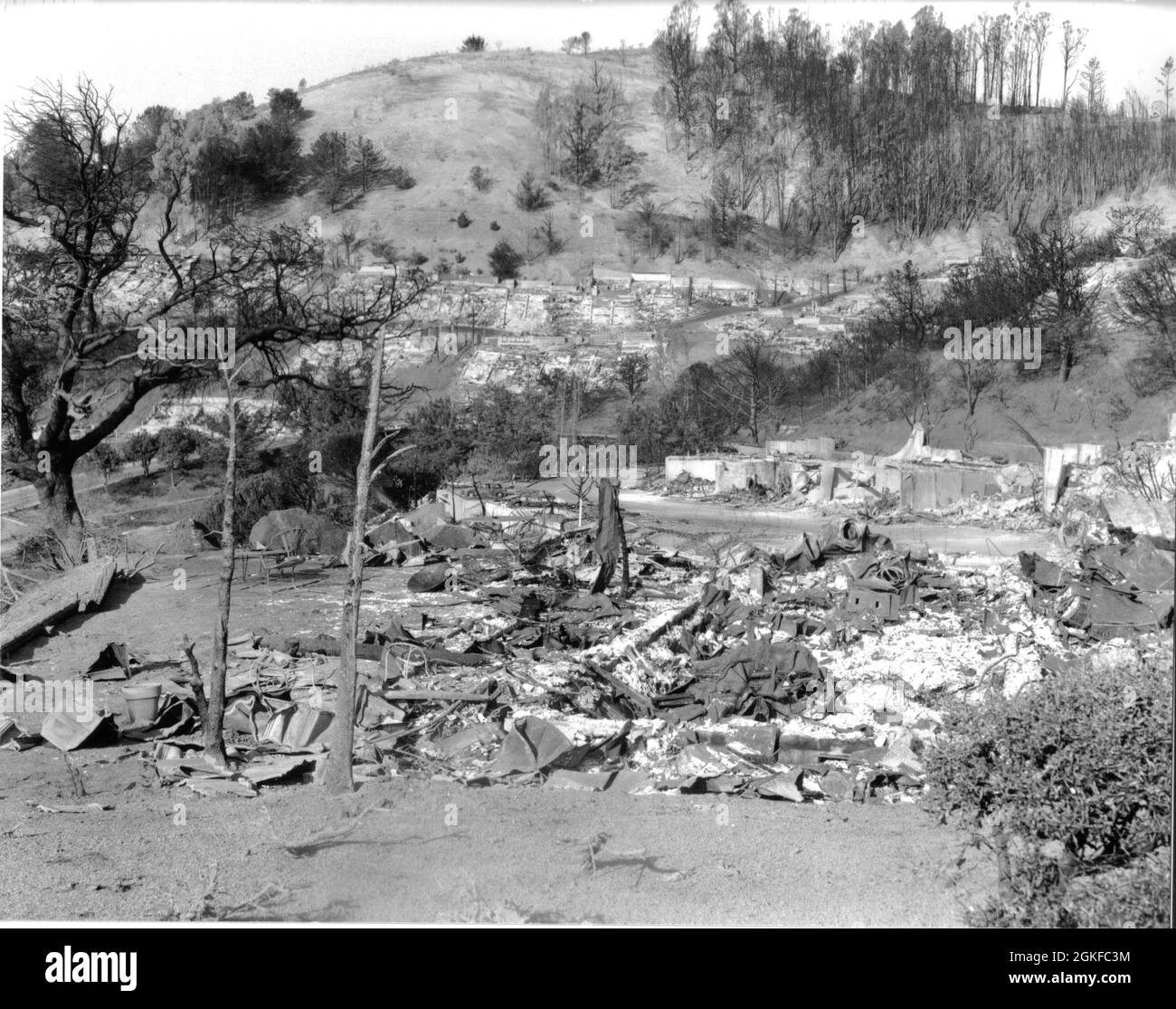 Oakland hills fire hi-res stock photography and images - Alamy