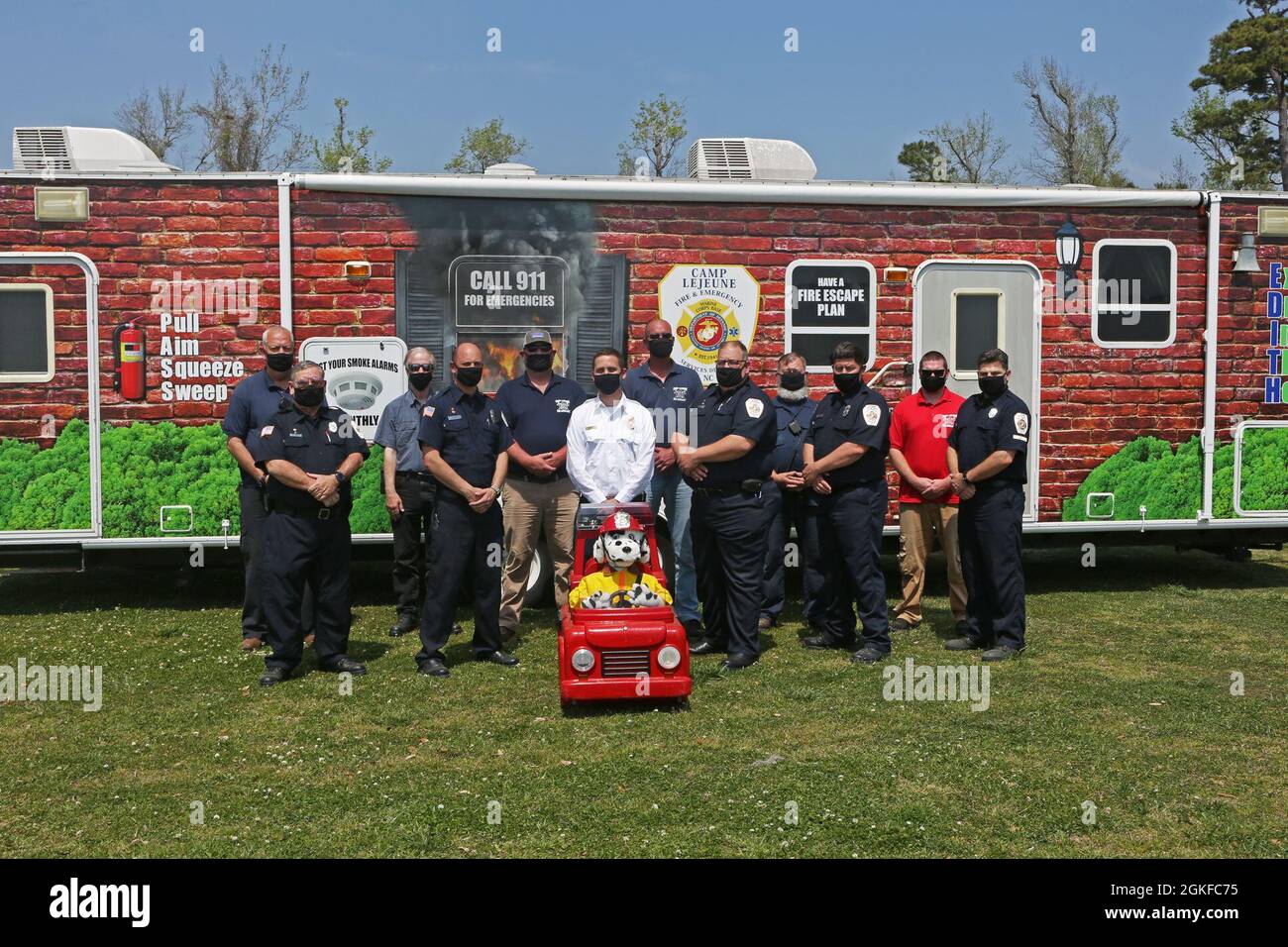 Members of the Marine Corps Base Camp Lejeune Fire and Emergency ...