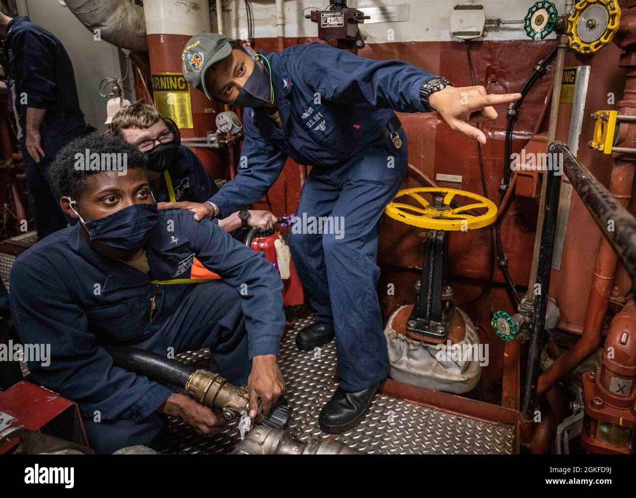 Gas Turbine Systems Technician (Mechanical) 2nd Class Ronald Manolo ...