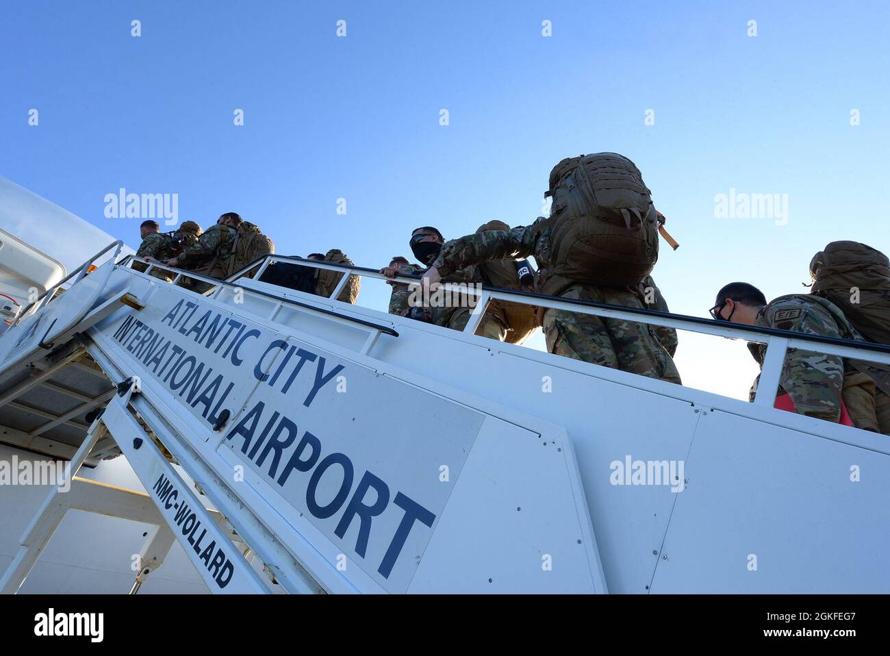 U.S. Air Force Airmen from the 177th Fighter Wing of the New Jersey Air ...