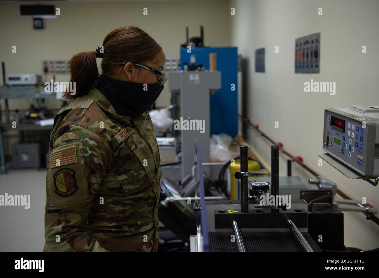 Torque measurement hi-res stock photography and images - Alamy