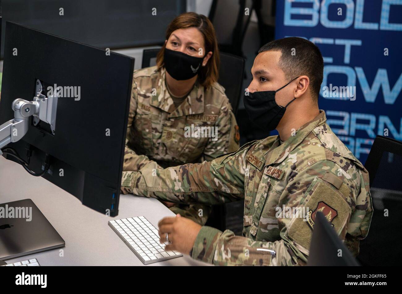 Chief master sergeant of the air force joanne s bass hi-res stock photography and images - Alamy