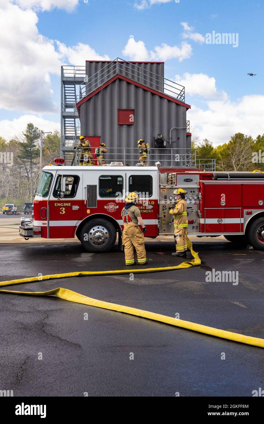 Airmen from the 143d Civil Engineering Squadron’s Fire and Emergency ...