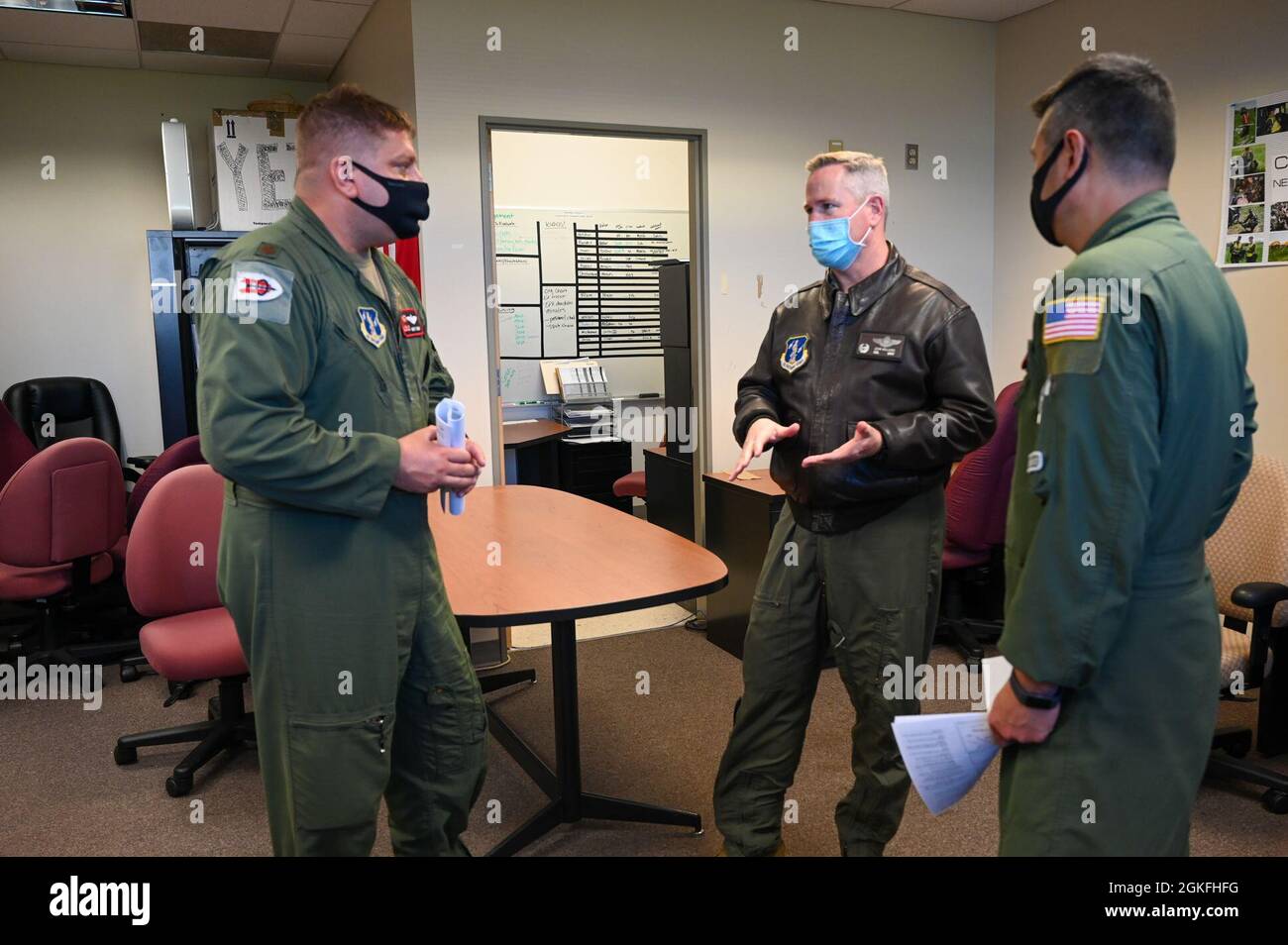Col. John Williams, 155th Air Refueling Wing commander, greets Airmen ...