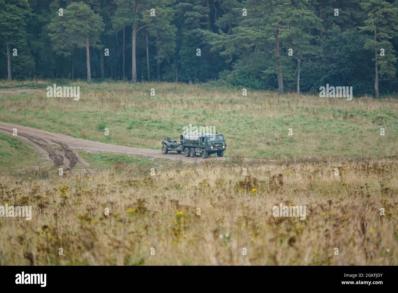 British army Steyr-Daimler-Puch BAE Systems Pinzgauer high-mobility 6x6 ...