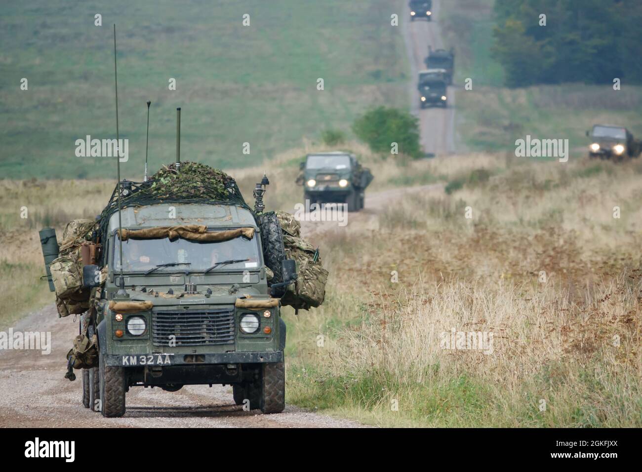 British army Land Rover Wolf 4×4 military medium utility vehicle in ...